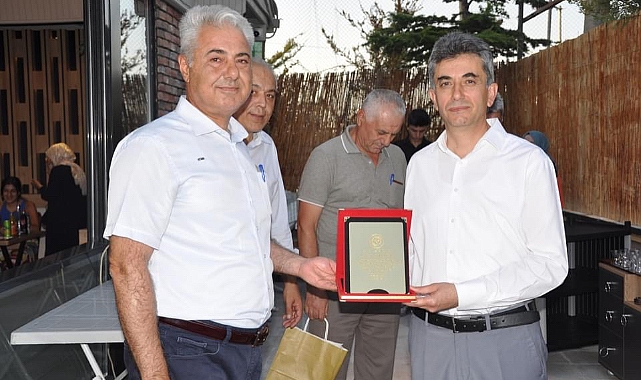 Ağız ve Diş Sağlığı Merkezi’nde Görev Değişimi - SAĞLIK - www ... Ağız ve Diş Sağlığı Merkezi’nde Görev Değişimi - SAĞLIK - www ...